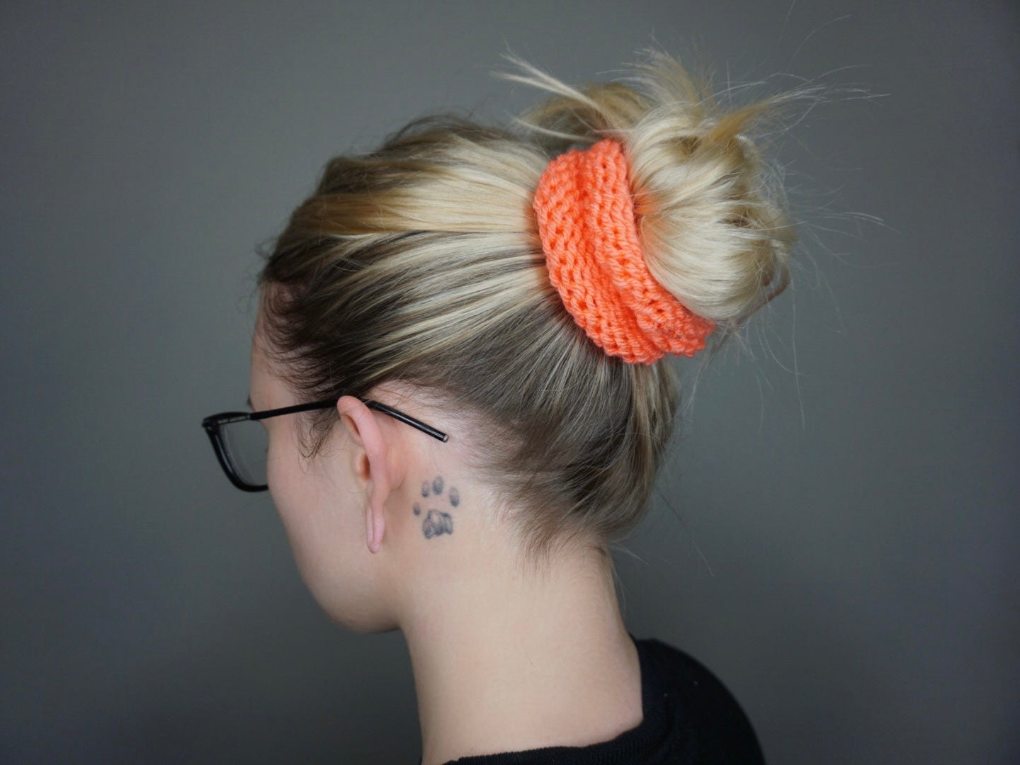 Knit Scrunchie in Mango – Charlie and Luna Co